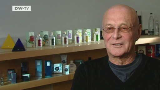 Product Designer Peter Schmidt – DW – 12/17/2011