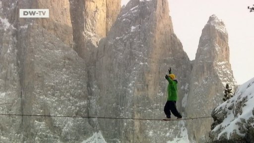 Highlining in Winter – DW – 01/27/2012