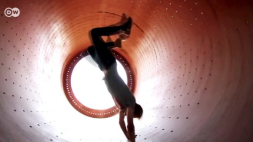 Clipmania 100 – No. 66 Football Freestylers – DW – 03/19/2013