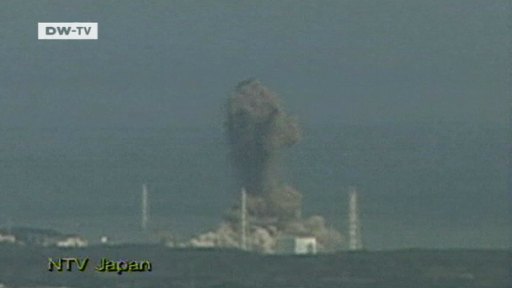 Hydrogen explosion rocks Fukushima 3 reactor – DW – 03/14/2011