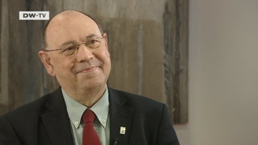 Journal interview with Nikolaus Schneider – DW – 10/01/2011