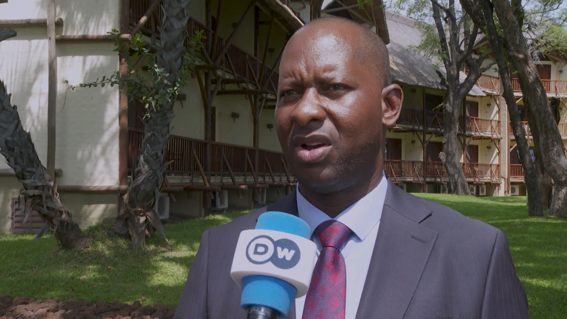 El presidente de Alemania visita Zambia – DW – 05/11/2023