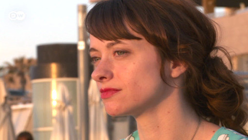 Sarah Stricker – DW – 29/04/2015