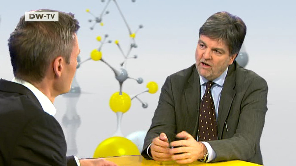 Studio Guest: Dr. Johannes Lindenmeyer, Director of the Salus Clinic ...