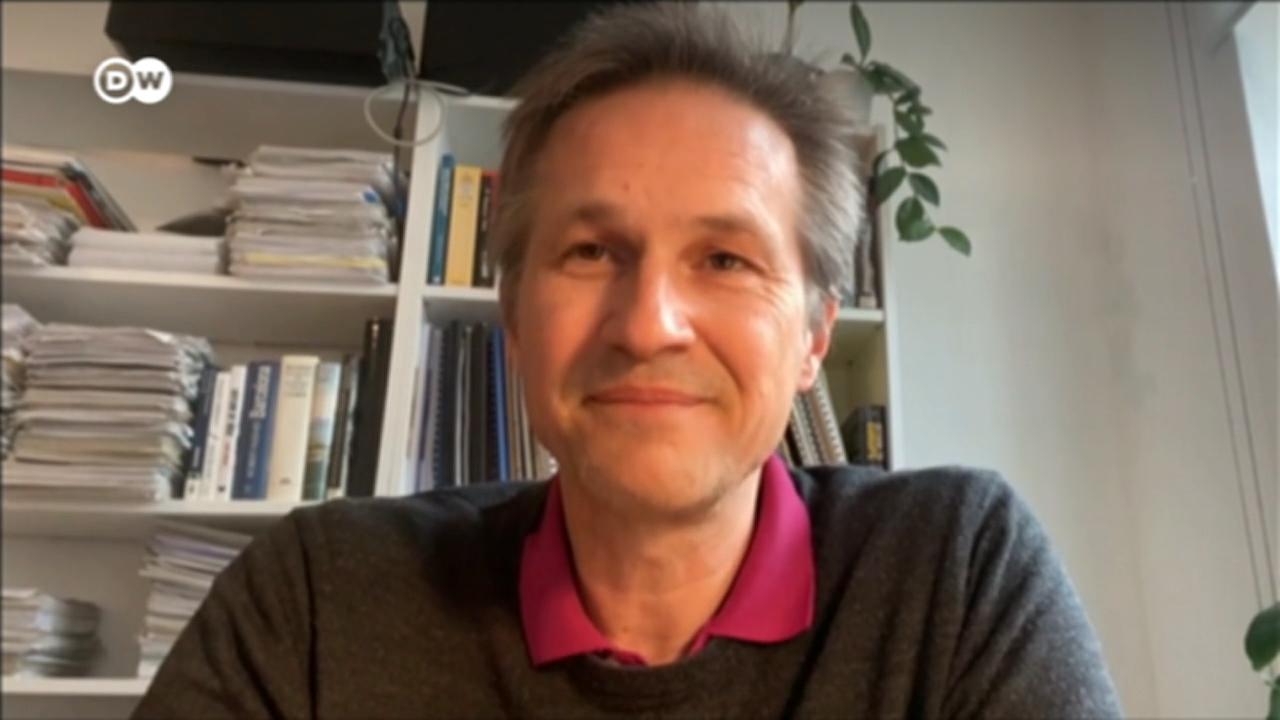 Flüchtlingsstrom aus der Ukraine - Migrationsforscher Gerald Knaus im ...