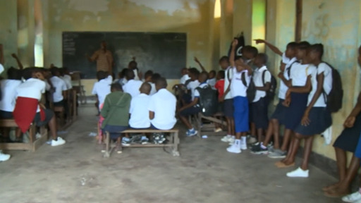 Les défis de la gratuité de l'école en RDC – DW – 09/02/2020