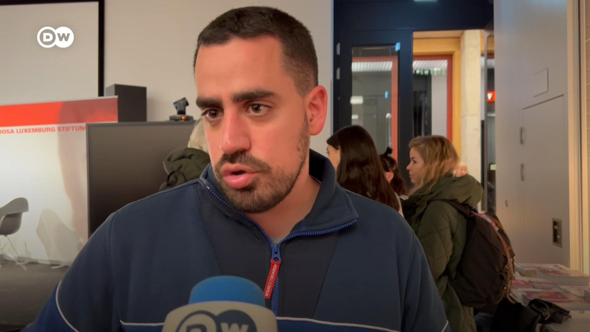 O δημοσιογράφος Σταύρος Μαλιχούδης στην DW – DW – 17/04/2023