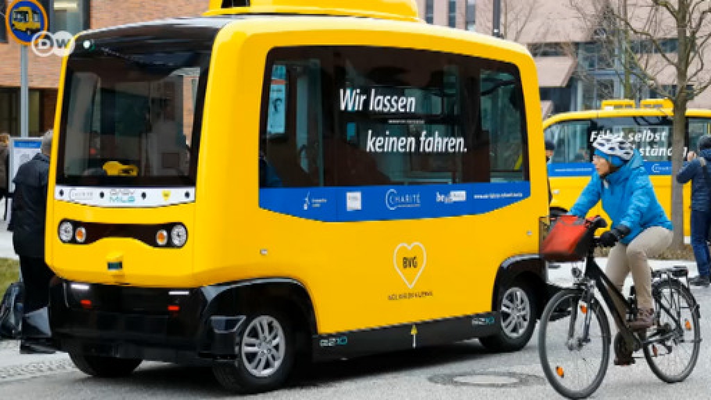 Pierwszy autonomiczny autobus w Berlinie – DW – 28.03.2018