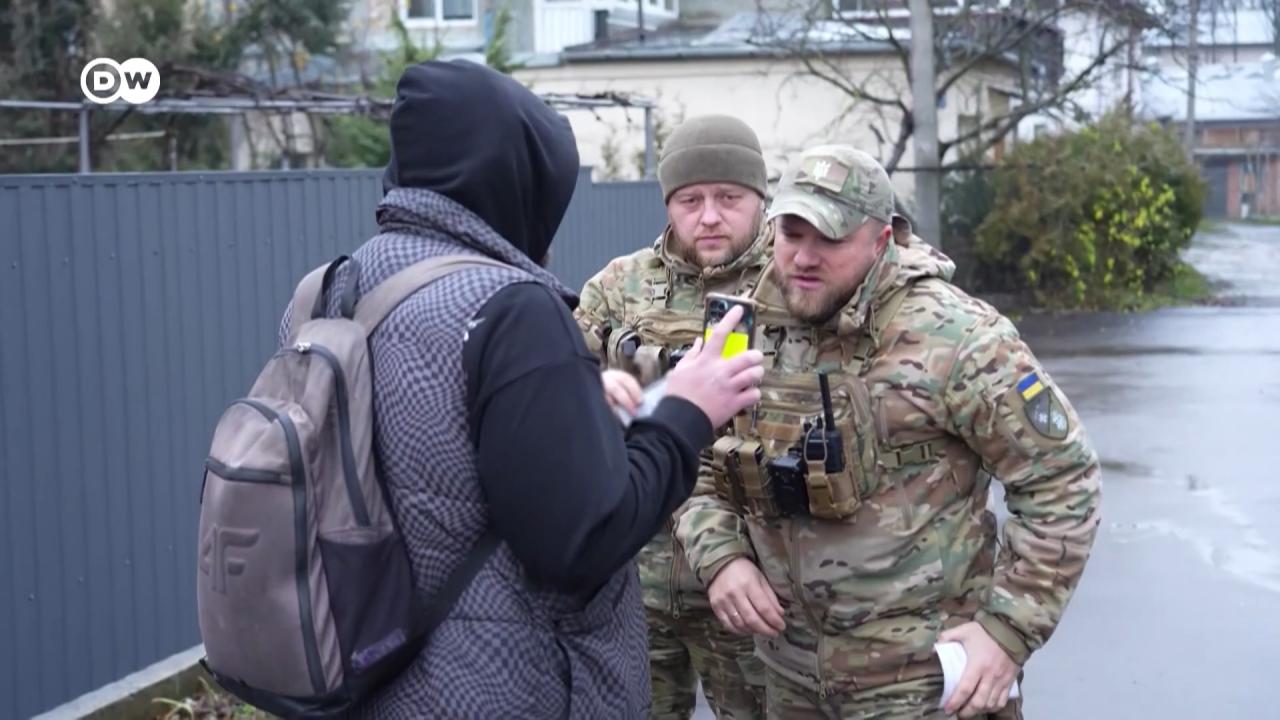 Ucraina: La vânătoare de recruți