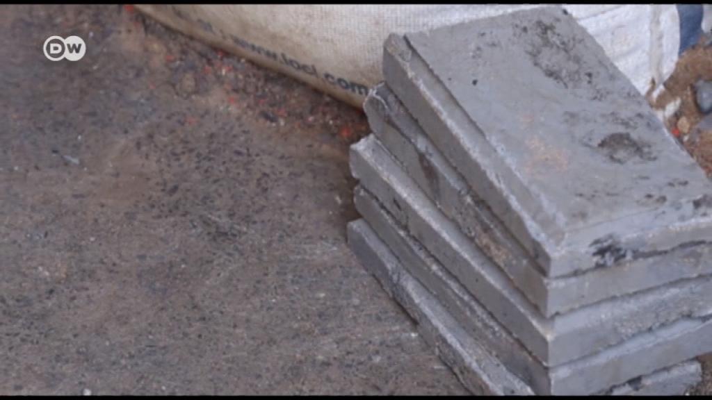 Matofali kutokana na taka za plastiki Kenya – DW – 23.03.2021