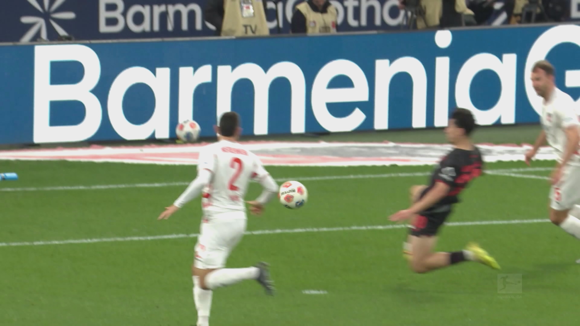 Shin Maza zai iya haskaka Aljeria a gasar cin kofin duniya t – DW – 11/18/2025